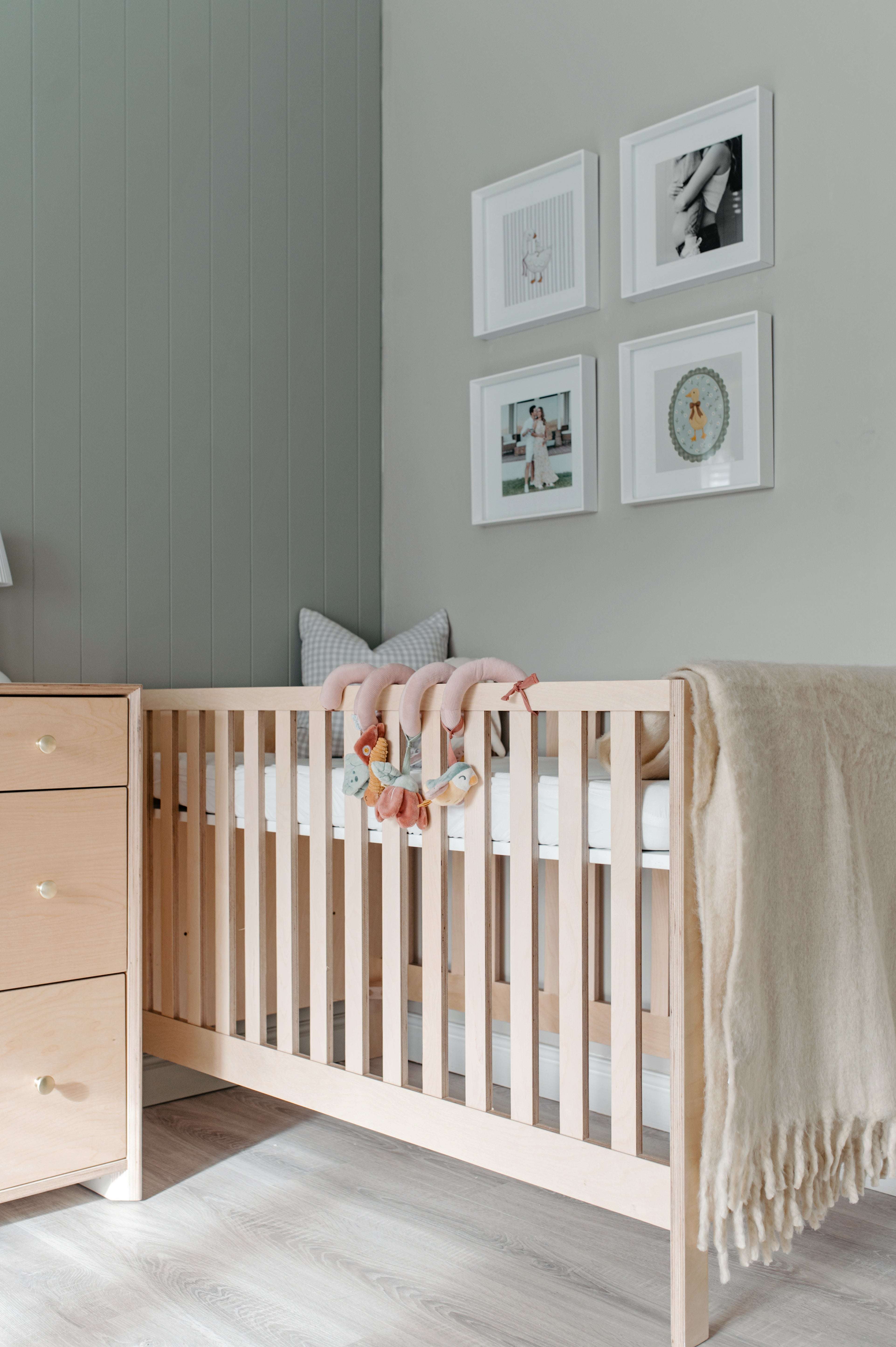 Lora Cot – Elegant Birch Wood Cot That Grows with Your Baby – PINKFOOT
